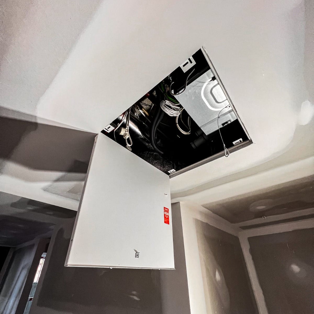 Standard Slimline Access Panels 450mm Metal Door Flange Edge Touch Lock